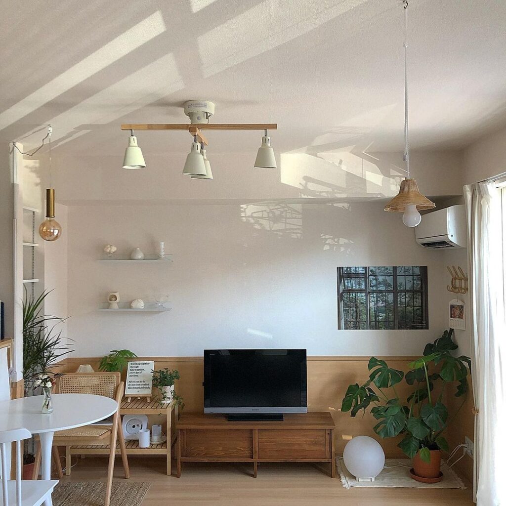 働く一人暮らし女子におすすめな間取り。《2DK》のレイアウト実例 ｜ VACAY（ヴァケイ）